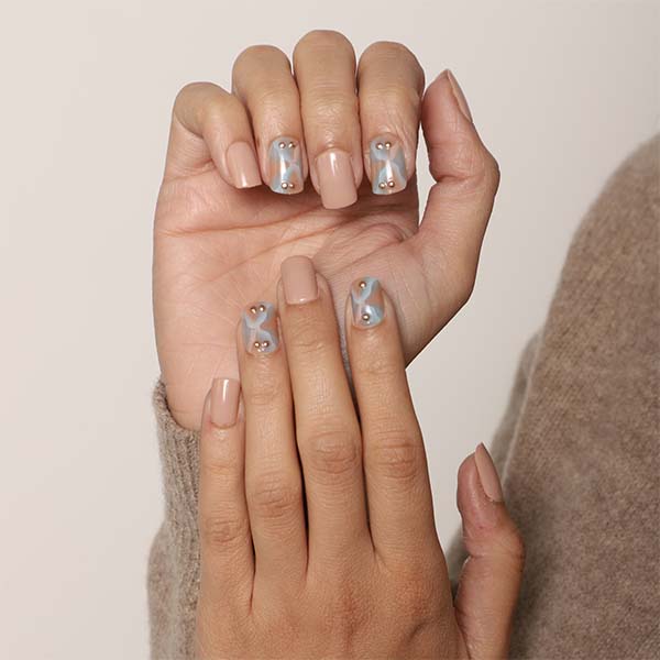 Lick Nude Shade Reusable Acrylic Press On Nails With Application Kit Buy Lick Nude Shade