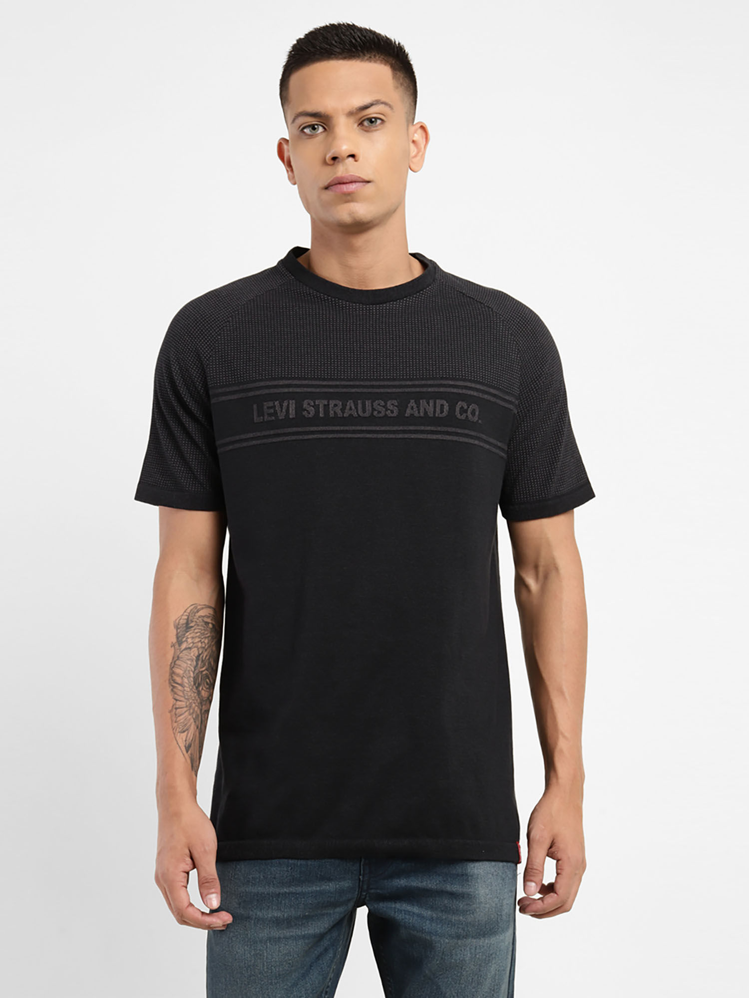 Black levi t shirt mens store