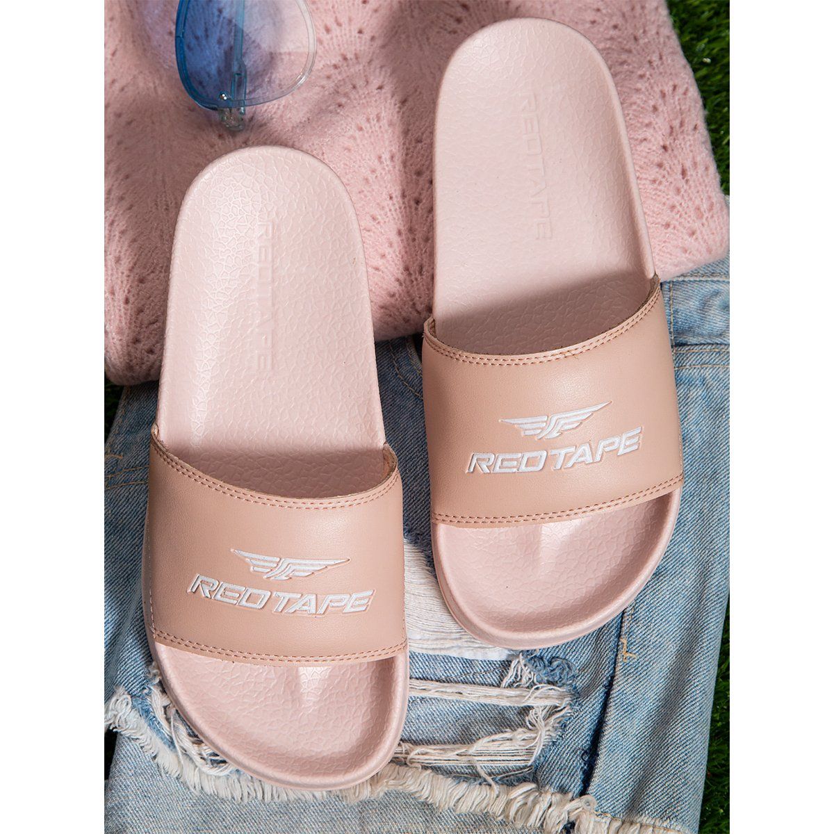 Buy Red Tape Solid Pink Sliders Online