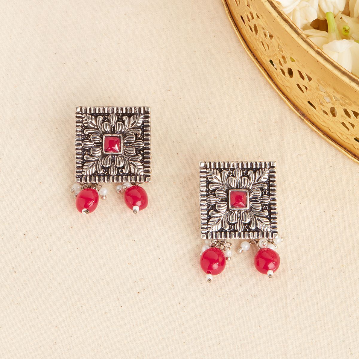 Buy Azai by Nykaa Fashion Oxidised Silver Tone Square Danglers With Red ...