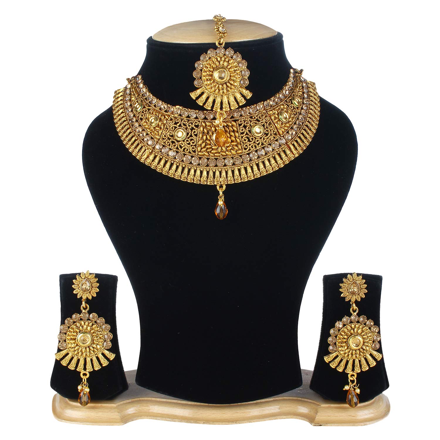 Anika's Creation Elegant Kundan Chokar Jewellery Set With Maang Tikaa ...