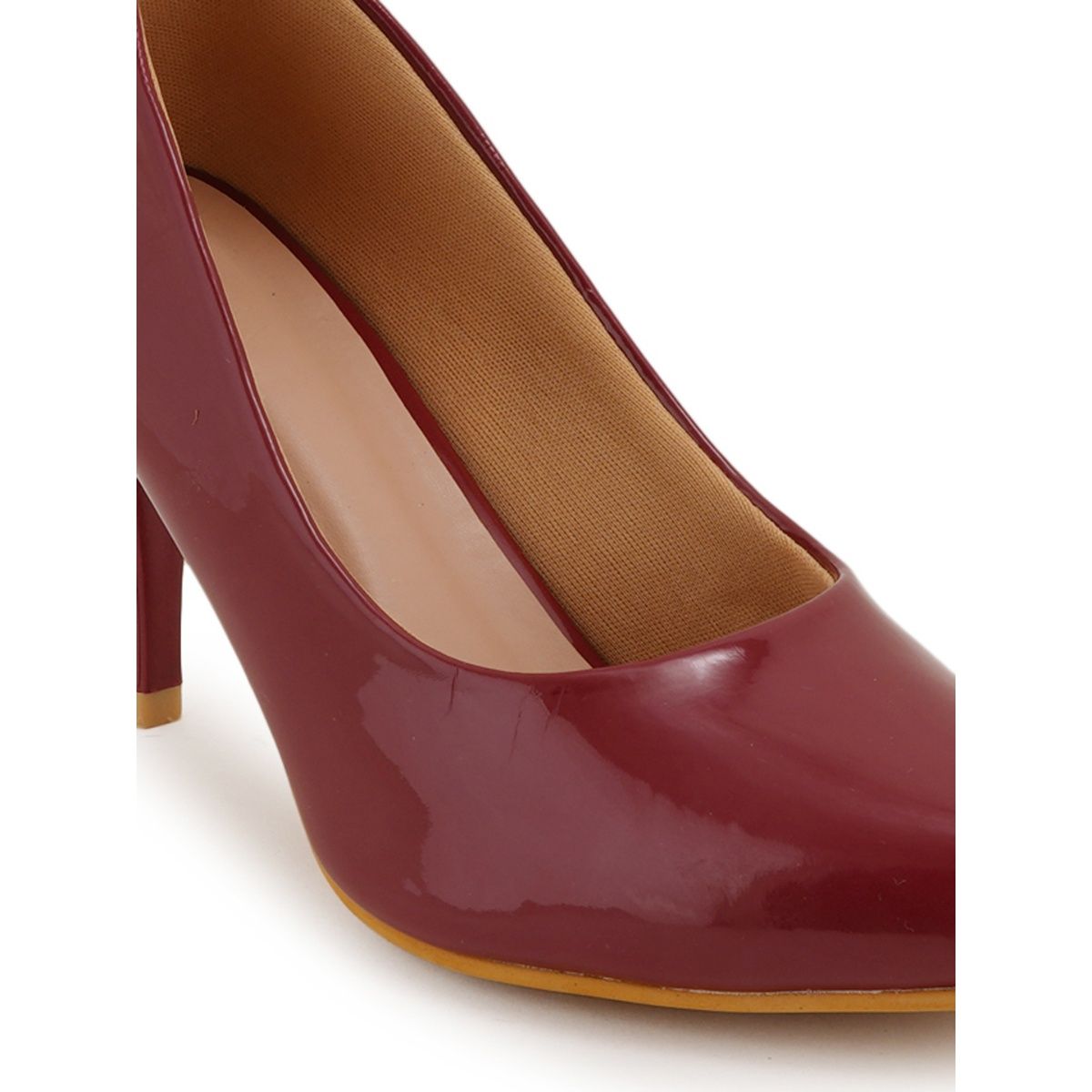 Buy SCENTRA Spain Solid Maroon Pumps Online