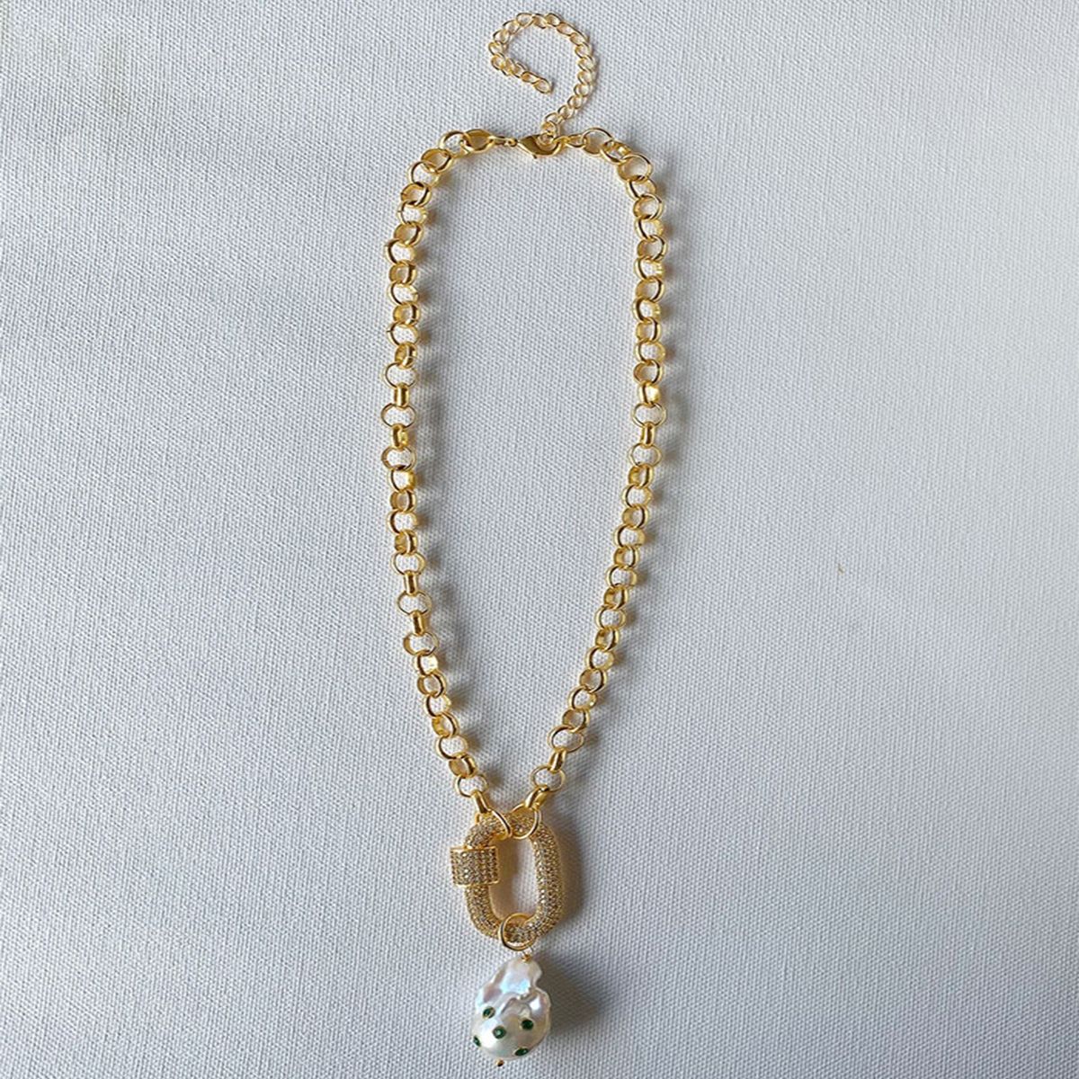 Buy Tipsyfly Crystal Lock Baroque Pendant Online