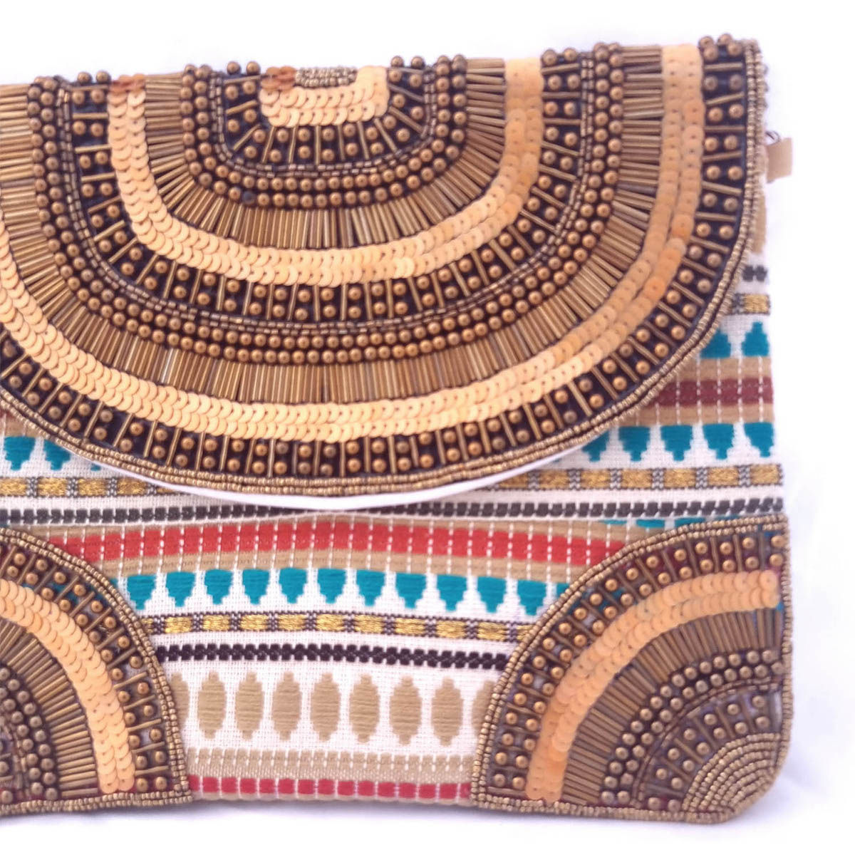 Buy A Clutch Story Sea Shells Beaded Hemp Clutch Online