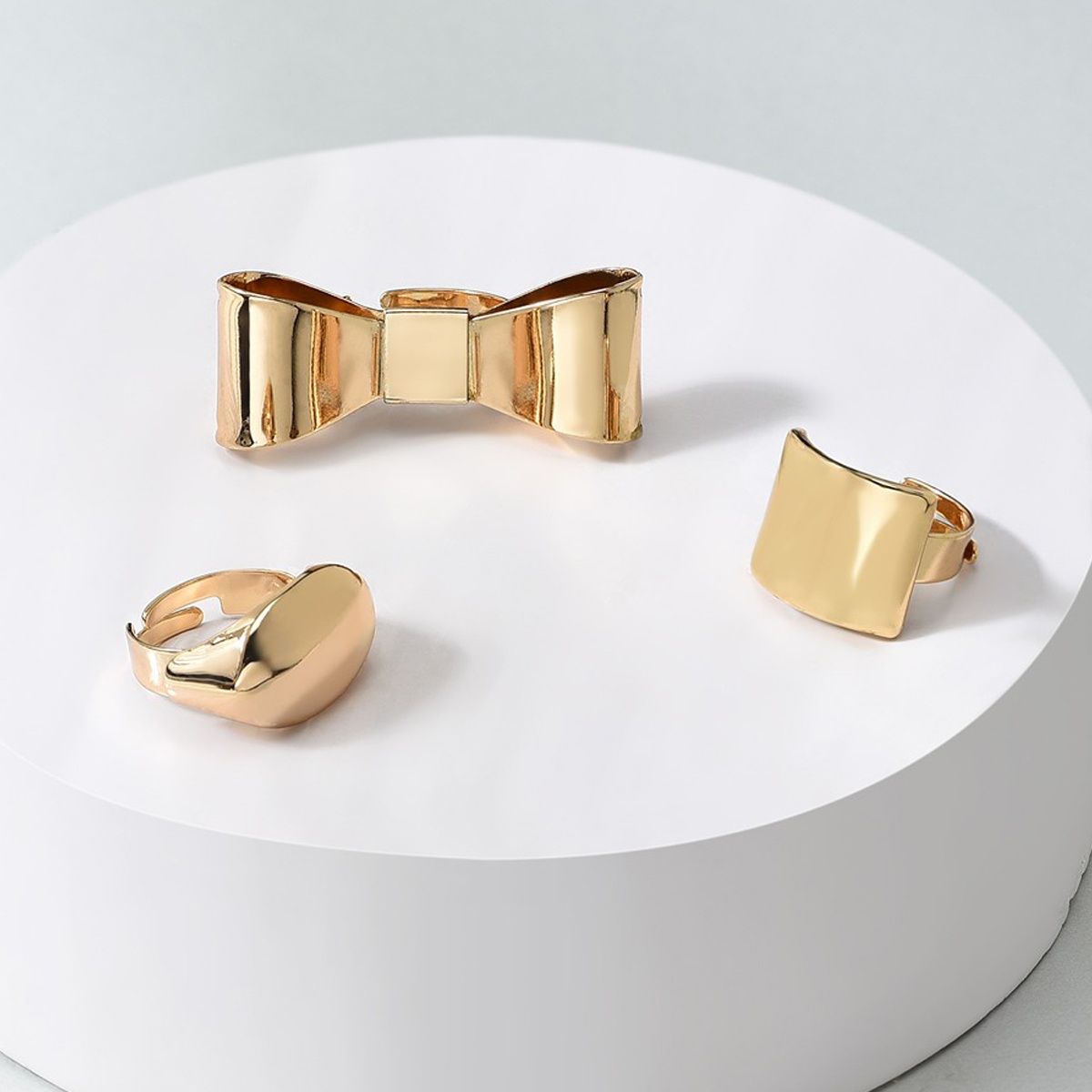 Buy Zaveri Pearls Gold Tone Set of 3 Contemporary Classy Finger Rings ...