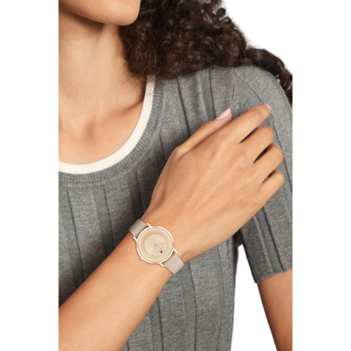 Buy Tommy Hilfiger Women Gold Dial Analog Watch - Th1782602 Online
