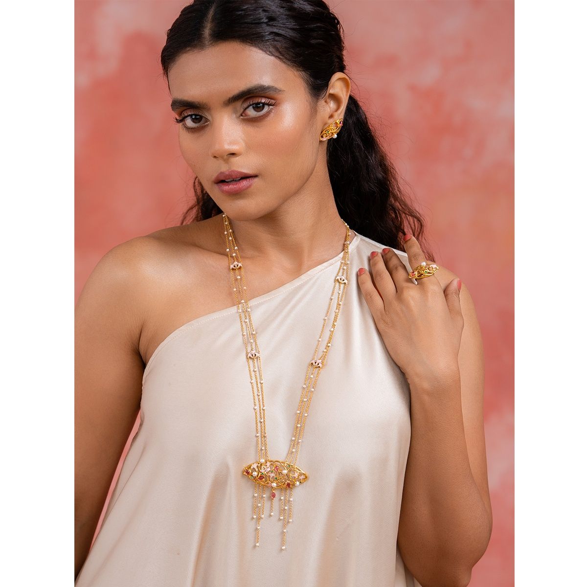 Buy Shaya by CaratLane Dancing Dulhan Necklace in Gold Plated 925 ...