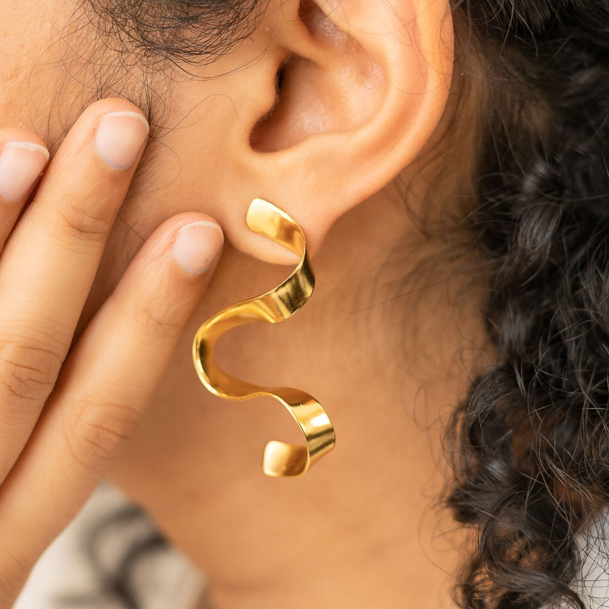 Buy AZGA Amaha Wavy Earrings Online