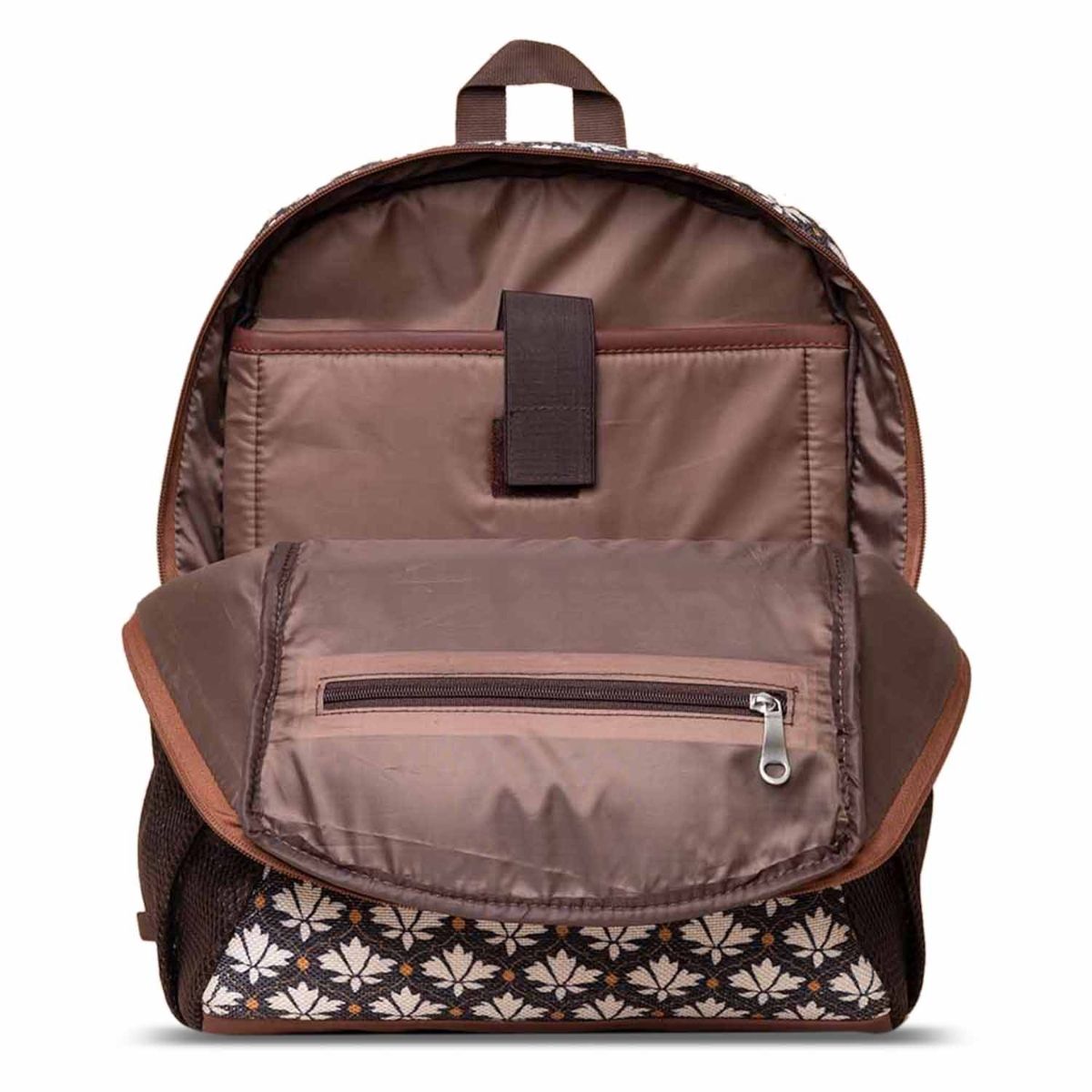 Zouk Bidri Kaiser Classic Backpack: Buy Zouk Bidri Kaiser Classic Backpack Online at Best Price ...