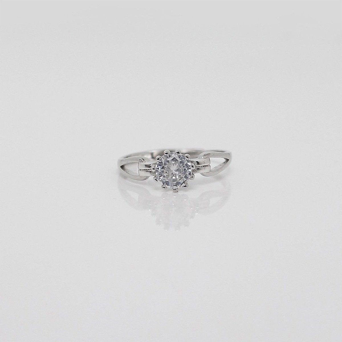 GIVA Sterling Silver Loop Ring with Swarovski Crystal: Buy GIVA ...