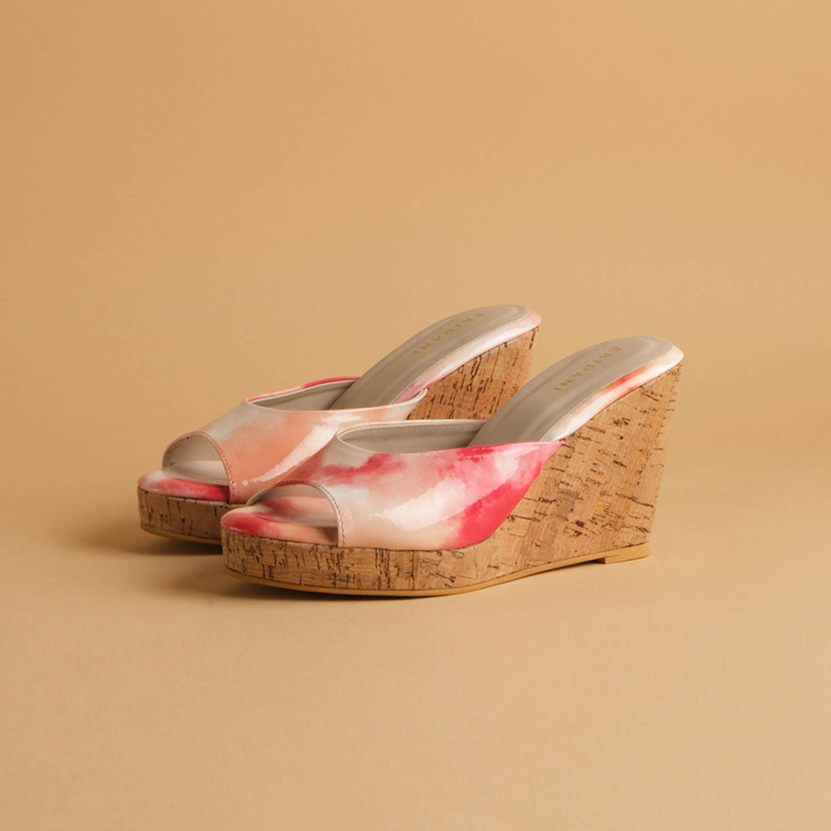 Eridani Tie and Dye Red Mavern Wedges (EURO 35): Buy Eridani Tie and ...