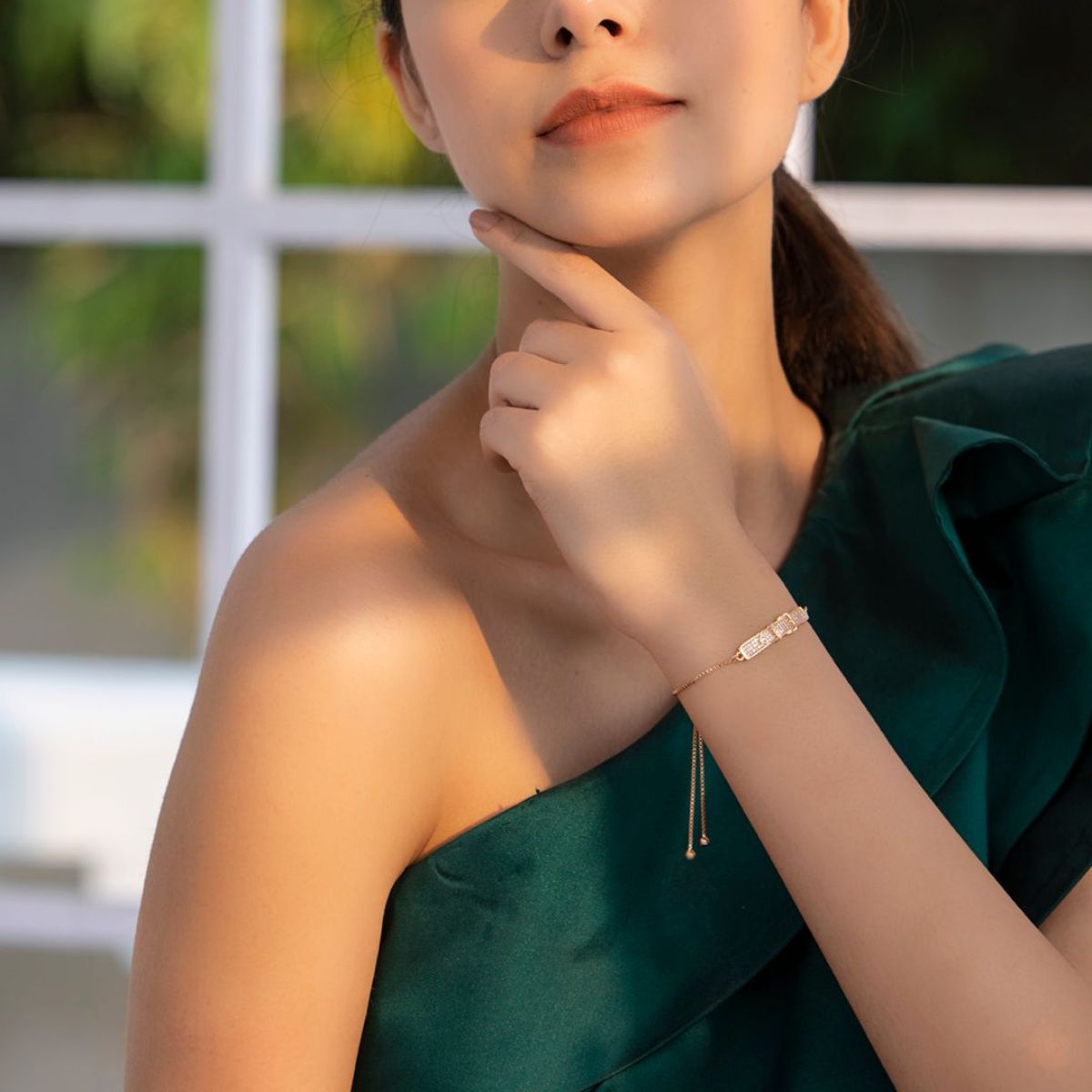 Buy PRITA Rose Gold Belt Bracelet Online