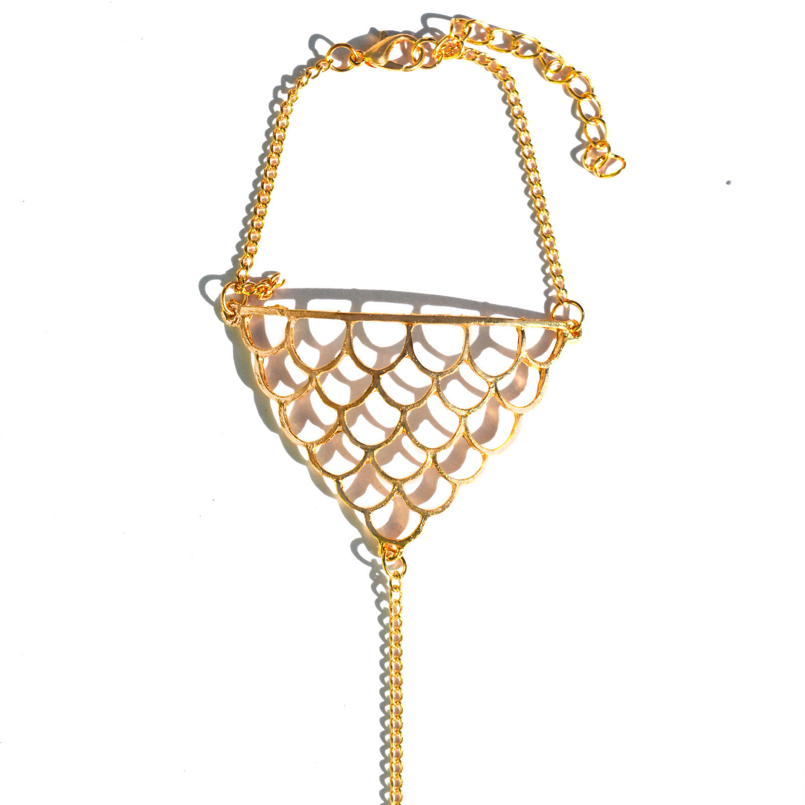 Buy Joker & Witch Fish Scale Triangular Hand Harness Online