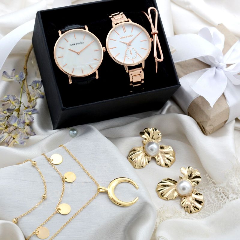 Joker & Witch Vanessa Watch & Jewelry Gift Set: Buy Joker & Witch ...