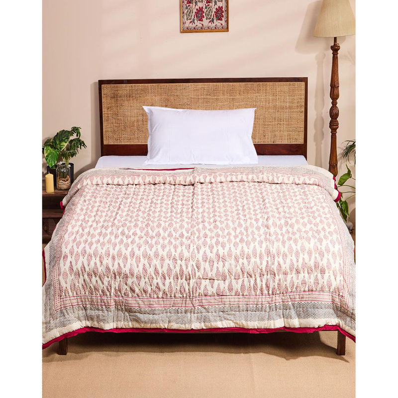Buy Fabindia Pink Serene Cotton Printed Quilt (Single) Online