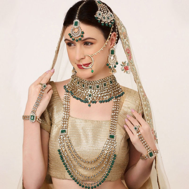 Buy OOMPH Green Kundan Jadau 7 Piece Dulhan Bridal Wedding Nikah Jewellery Set Online
