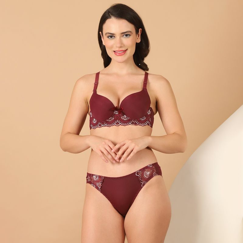 Buy PrettyCat Lightly Padded Underwire Sexy Lace T-Shirt Bra & Panty For Women (Set of 2) Online