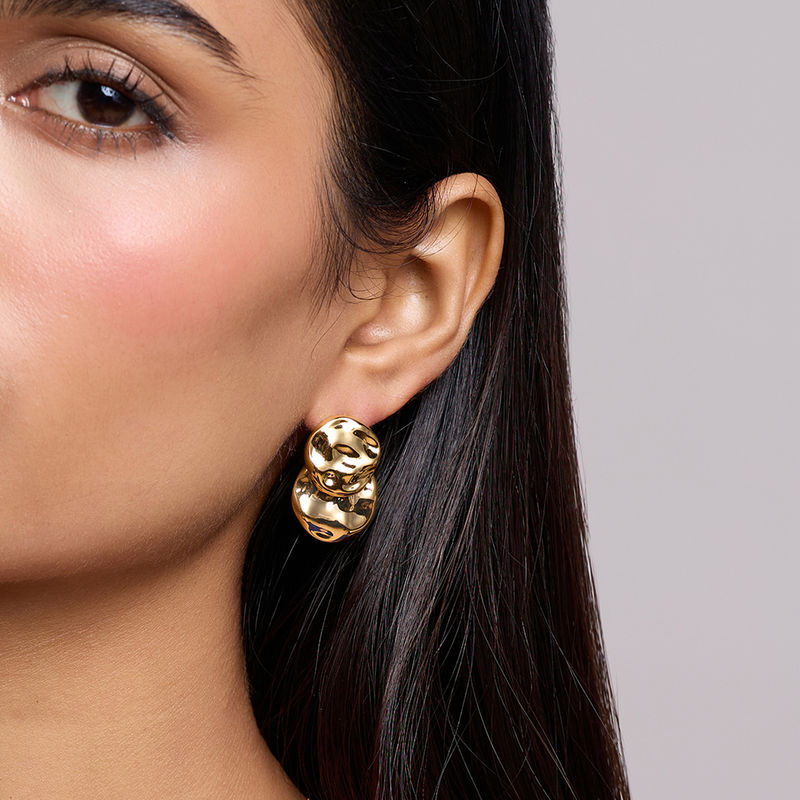 Buy Pipa Bella by Nykaa Fashion Gold Beaten Metal Dual Circular Pattern ...
