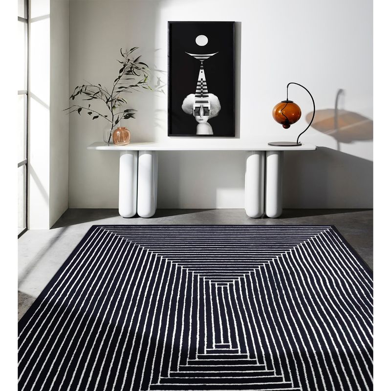 Buy Rugberry Noir Hand-Woven Reversible Rug (9x6 feet) Online