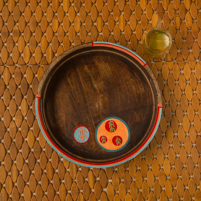 ExclusiveLane Oasis Serves' Hand-Painted Round Serving Tray In Mango ...
