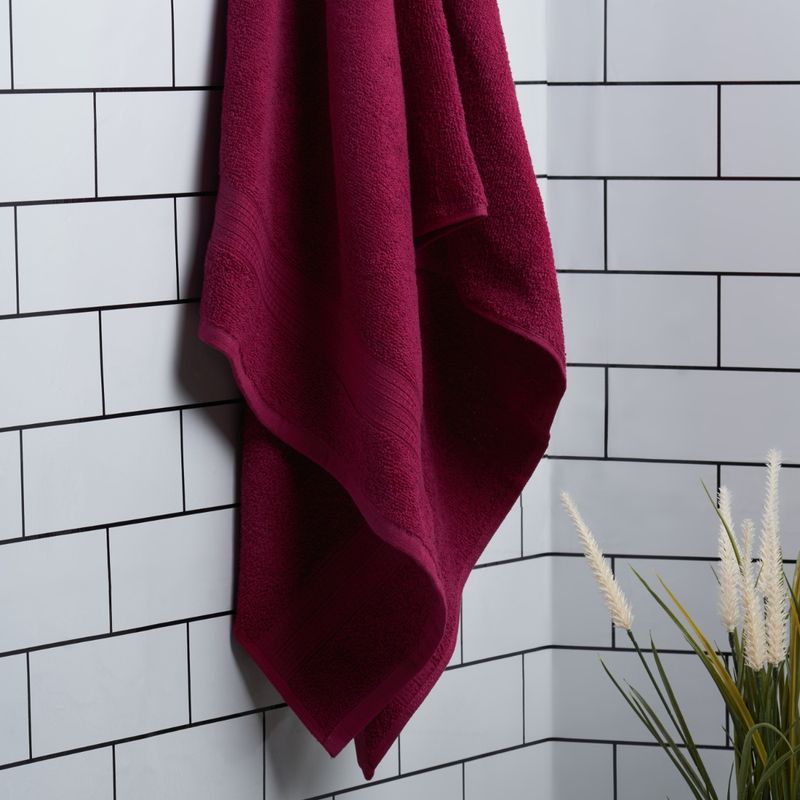 Buy SPACES Day2Day Cotton Ladies Bath Towel-Cherries Jubilee (S) Online