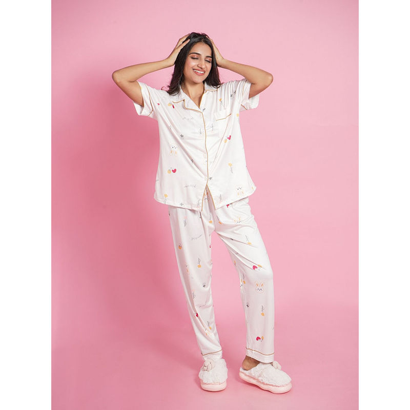 Buy Ansee by Addery White Floral Nightsuit (Set of 2) Online
