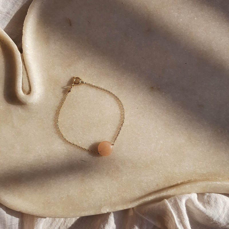 Buy Kiri Kiri Peach Moonstone Round Charm Bracelet Online