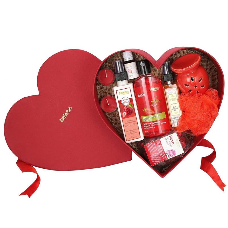 Buy BodyHerbals Strawberry Bath and Body Spa Hamper Kit- Gift Sets ...