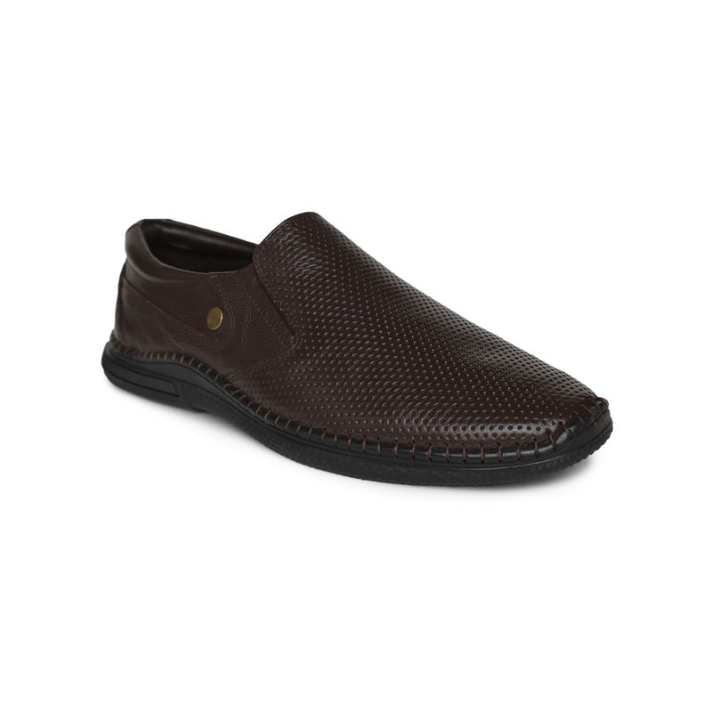 Buy BUCKAROO Innocent Natural Leather Brown Casual Shoes for Men Online
