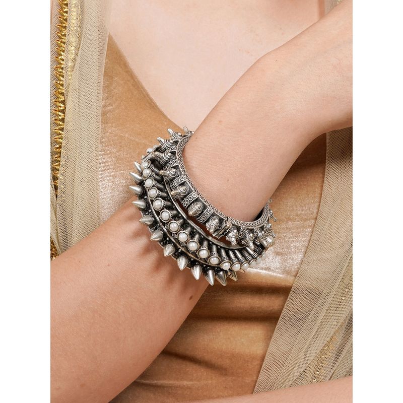 Buy Teejh Hanvitha Stacked Bracelet (Set Of 3) Online