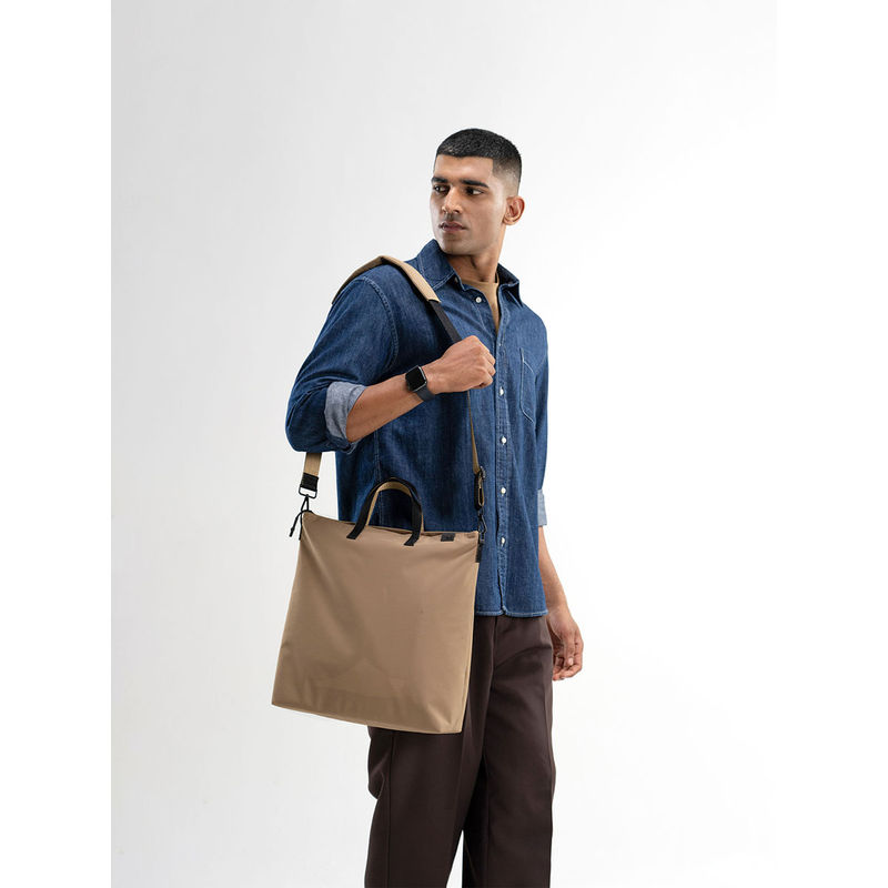 Buy DailyObjects Unisex Solid Pivot Top Handle Messenger Bag With ...