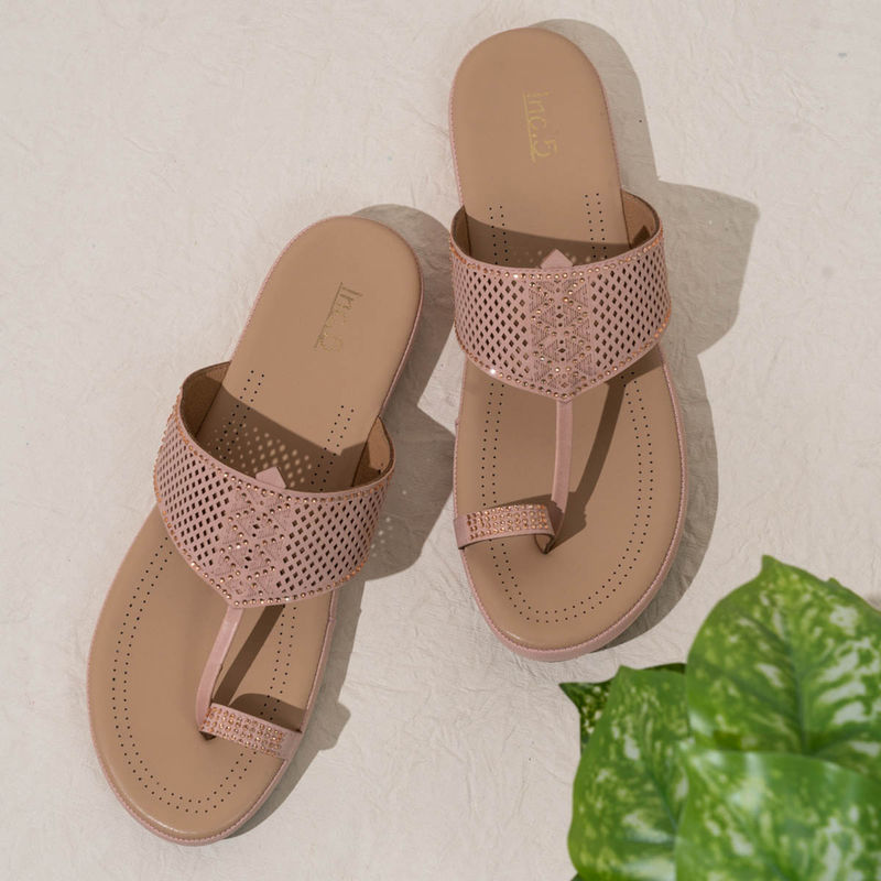 Buy Inc.5 Womens Peach Solid One Toe Party Wear Slip-On Sandals Online