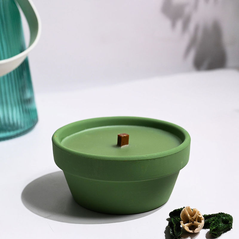 Buy Voncasa Circular Mint Green Wax Candle Online