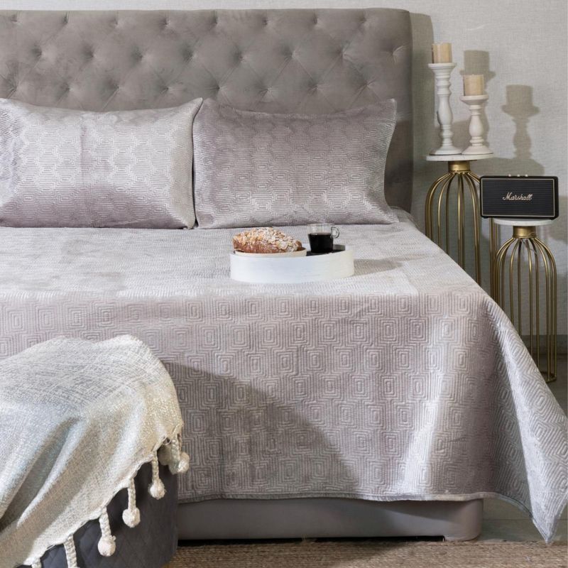 Buy rearrange home Jason Silver Bedspread with 2 Pillow Covers (Set of ...