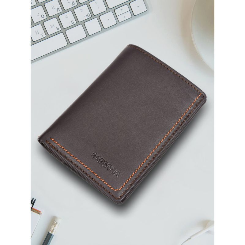Buy Sassora Brown Premium Leather Men's Pocket Friendly Rfid Note ...
