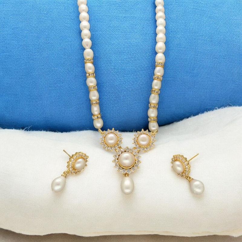 Buy Sri Jagdamba Pearls White Aroha Pearl Necklace with Earrings Online