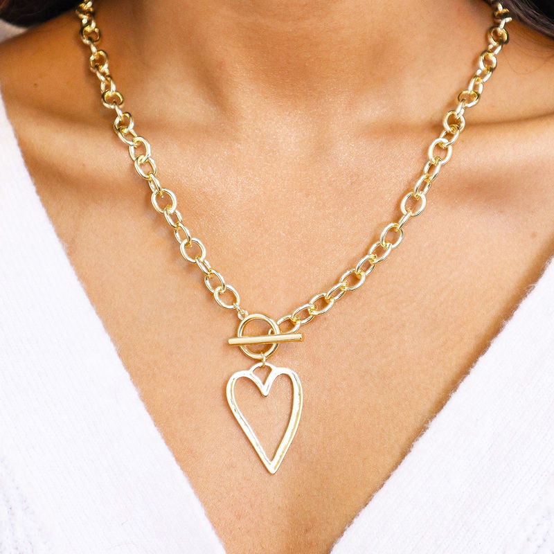 Pipa Bella by Nykaa Fashion Statement Heart Charm Block Chain Necklace ...