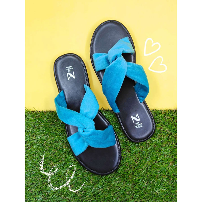 Buy The Madras Trunk Women Tara Flats Black & Blue Online