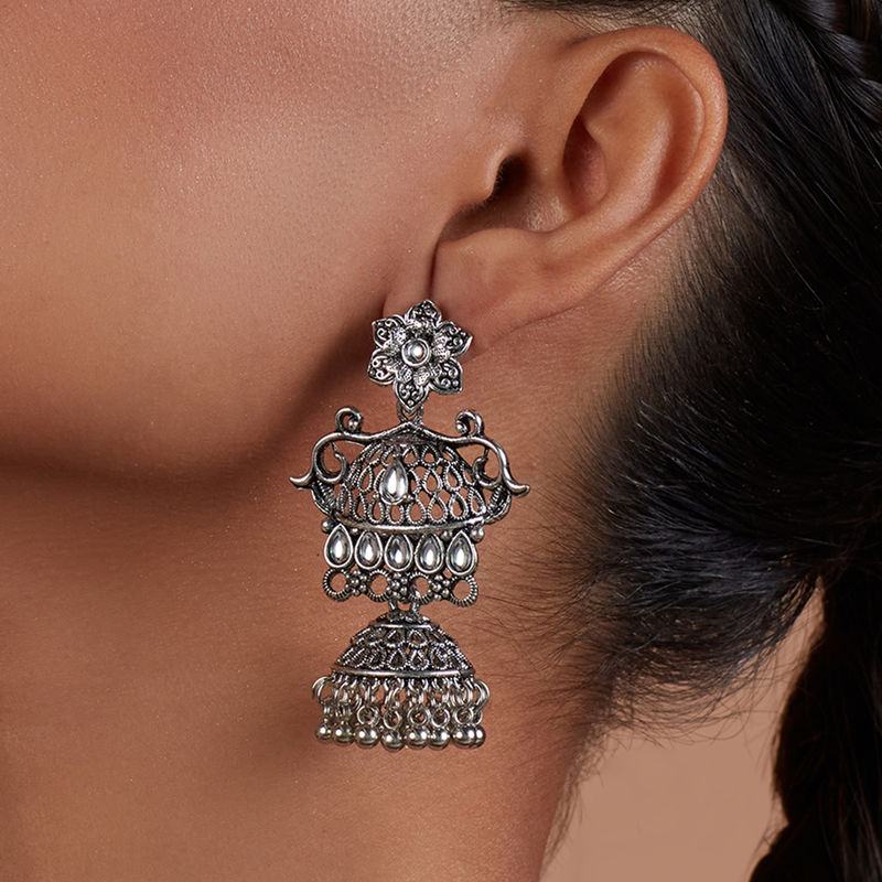 Buy Azai by Nykaa Fashion Traditional Patterned Oxidised Earring Online