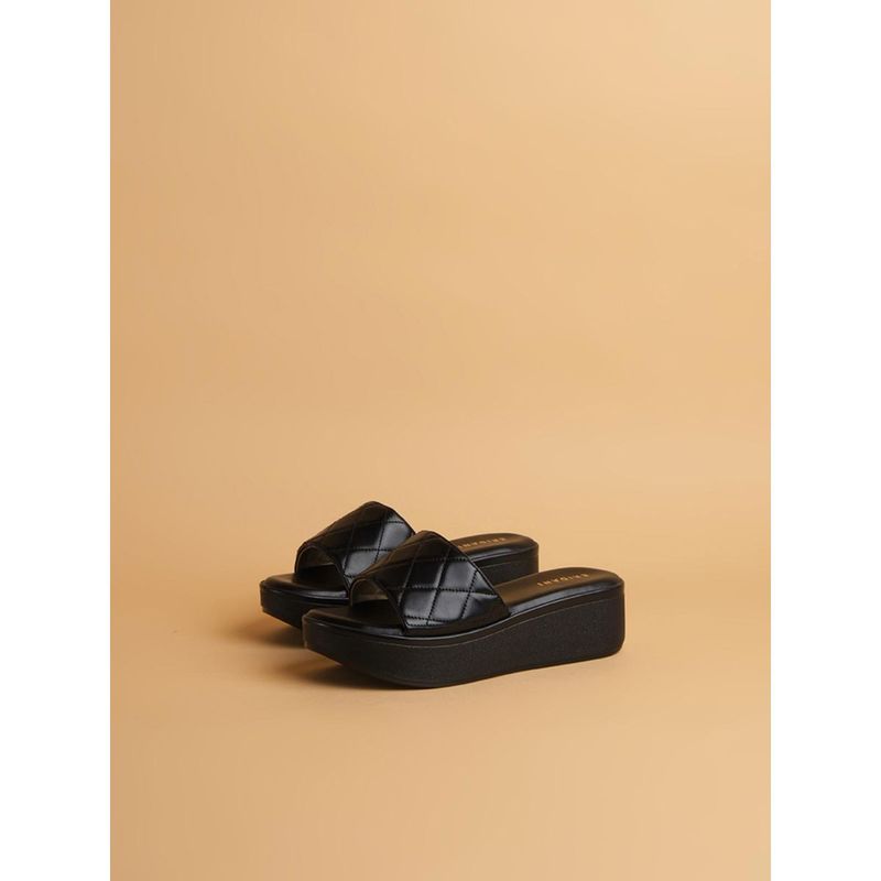 Buy Eridani Solid Black Caper Wedges Online
