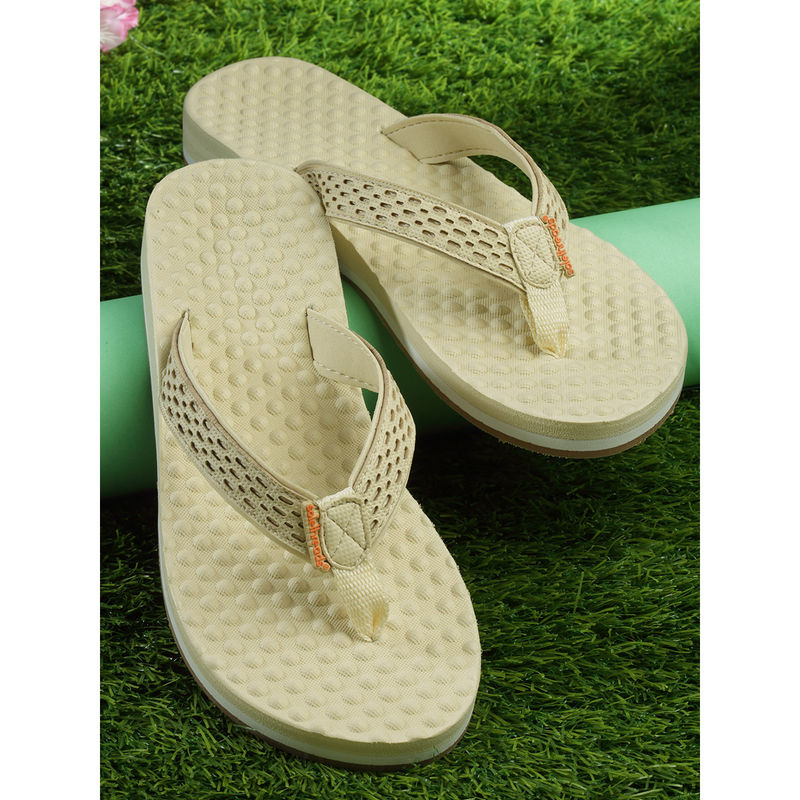 Buy SOLETHREADS Accuflex Beige Textured Women Slippers Online