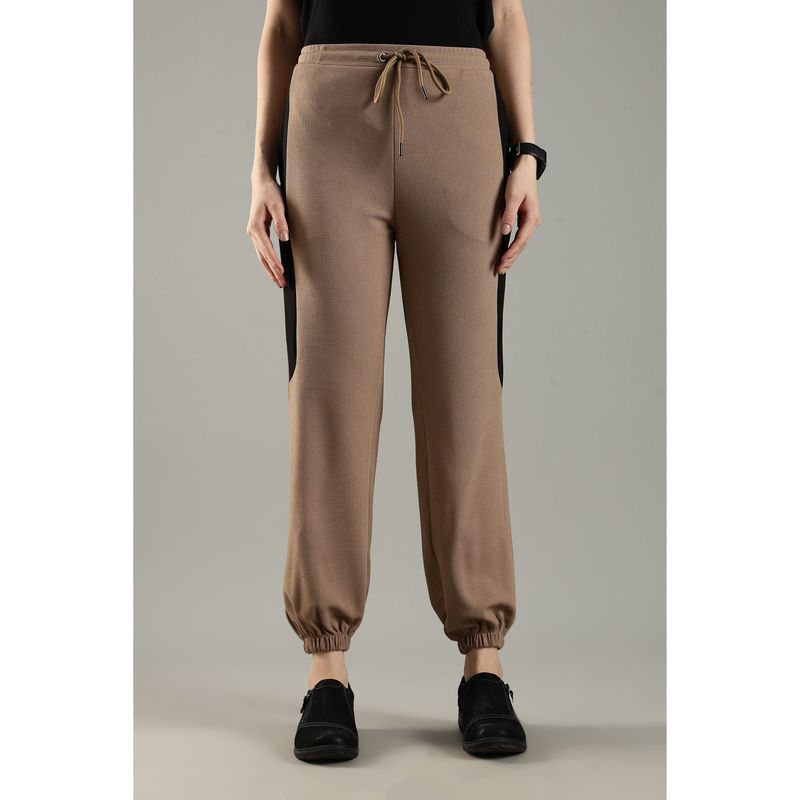 Buy DOMIN8 Women'S Textured Contrast Panels Zipper Pockets Jogger Online