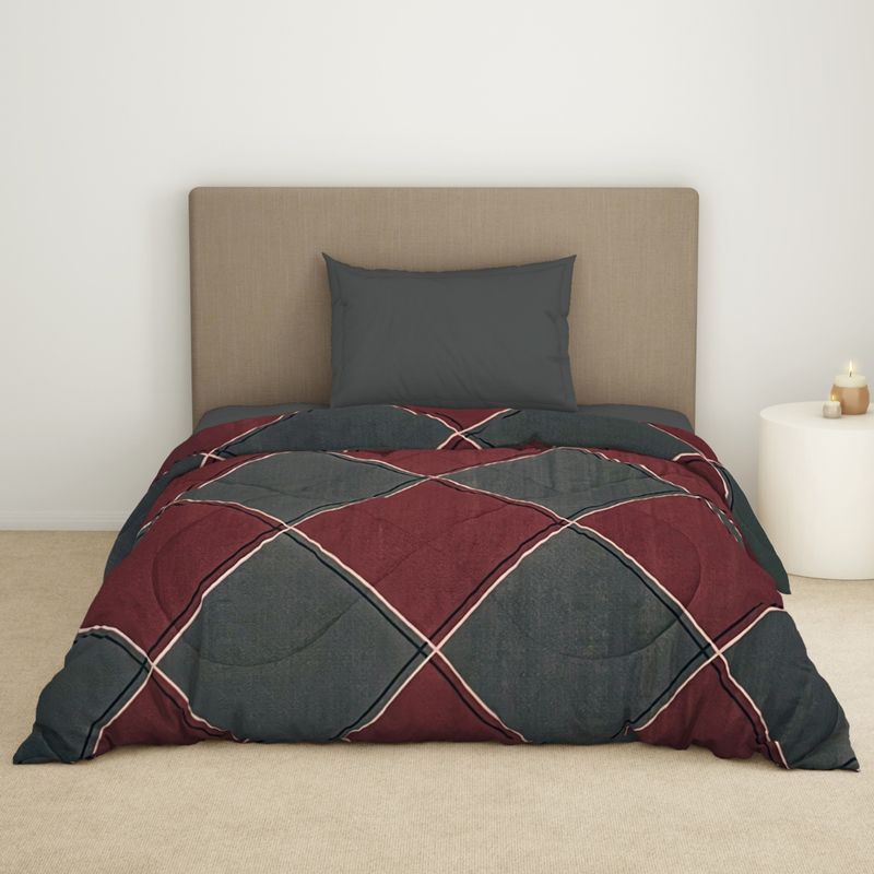 Buy Welspun Bliss Microfiber Shell Quilt Maroon Online
