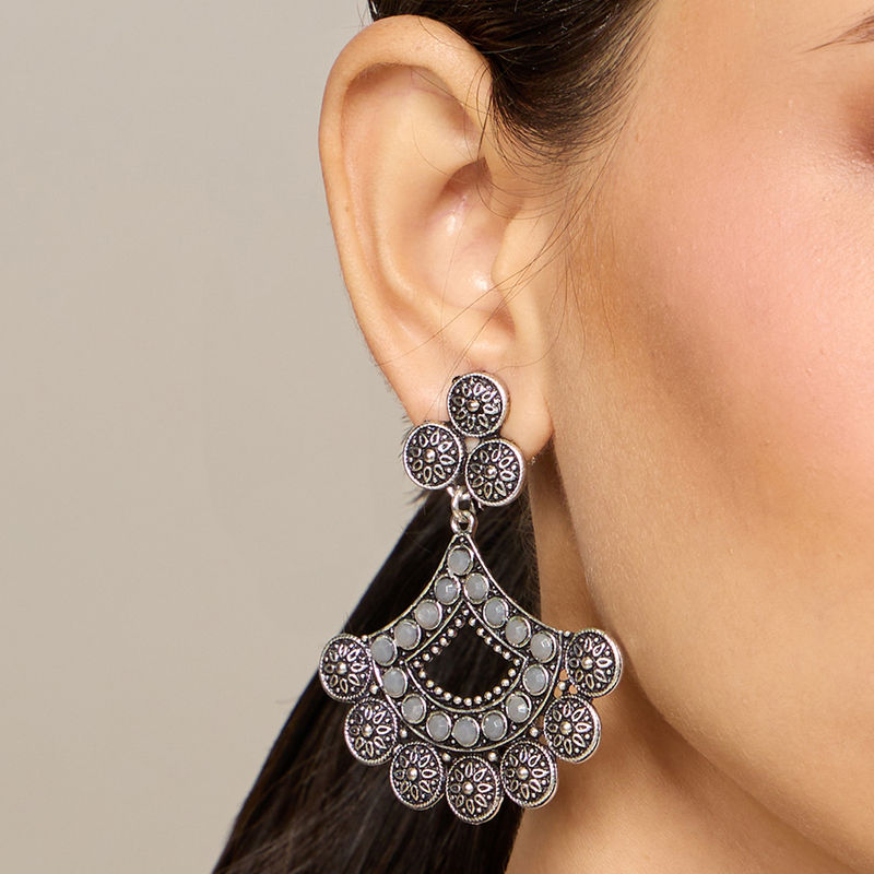 Azai by Nykaa Fashion Silver Triangular Oxidised Earrings: Buy Azai by ...