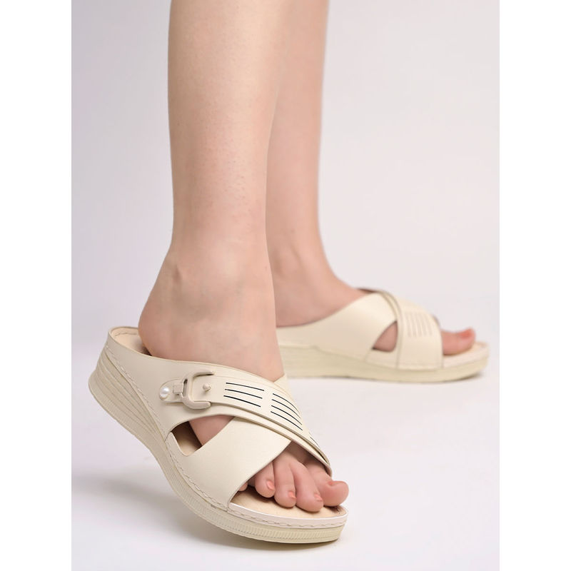 Buy Shoetopia Comfortable Cream Doctor Sole Sandals for Women Online