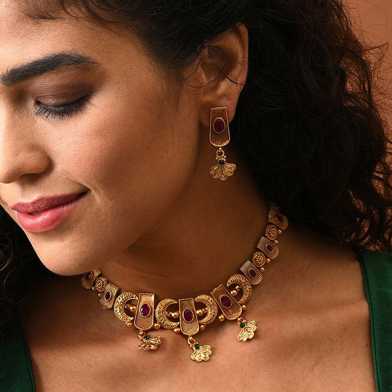Buy SOHI Women Temple Pink Jewellery Set Online