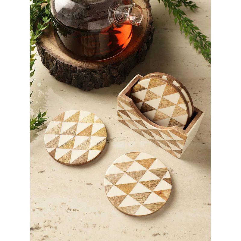 Buy The Decor Mart Triangles Wooden Round Coaster Set Online