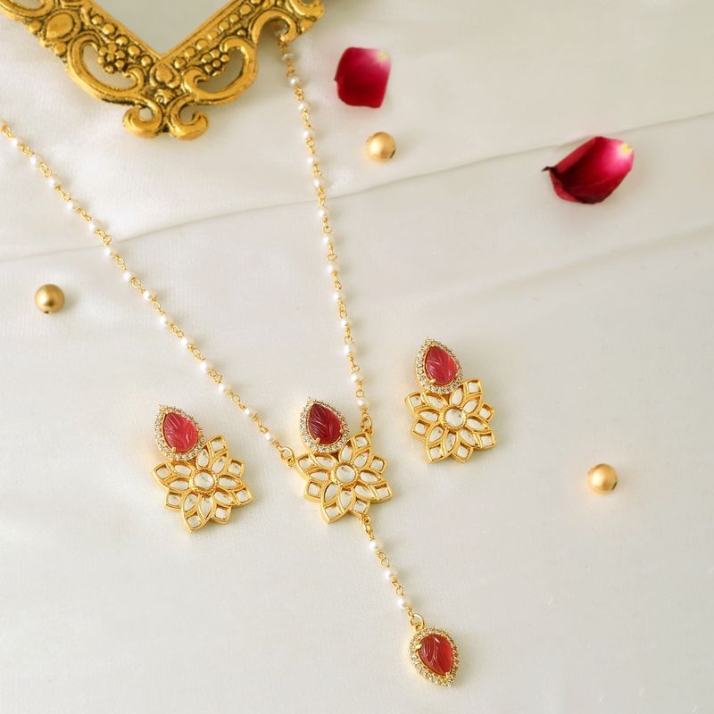 Buy Voylla Heer Samreen Pendant Necklace Set Online