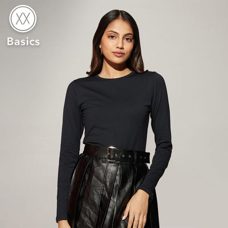 Buy Twenty Dresses by Nykaa Fashion Basics Black Full Sleeves Round Neck T-shirt Online
