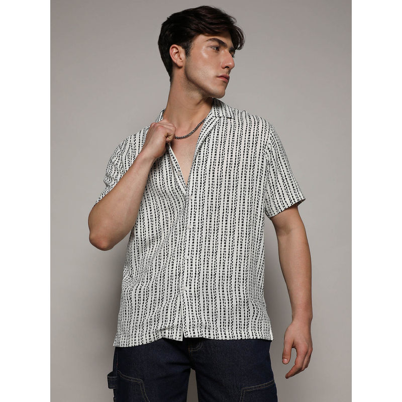 Buy Campus Sutra Mens Dot Lined White Shirt Online